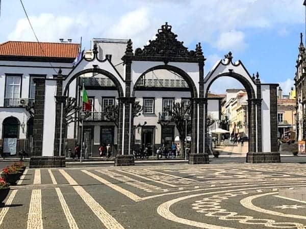 Best Things to Do in Ponta Delgada Azores on a Port Day - Cruise Maven
